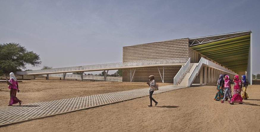 Las universidades de Bambey y Saint Louis entre las 200 mejores obras ...