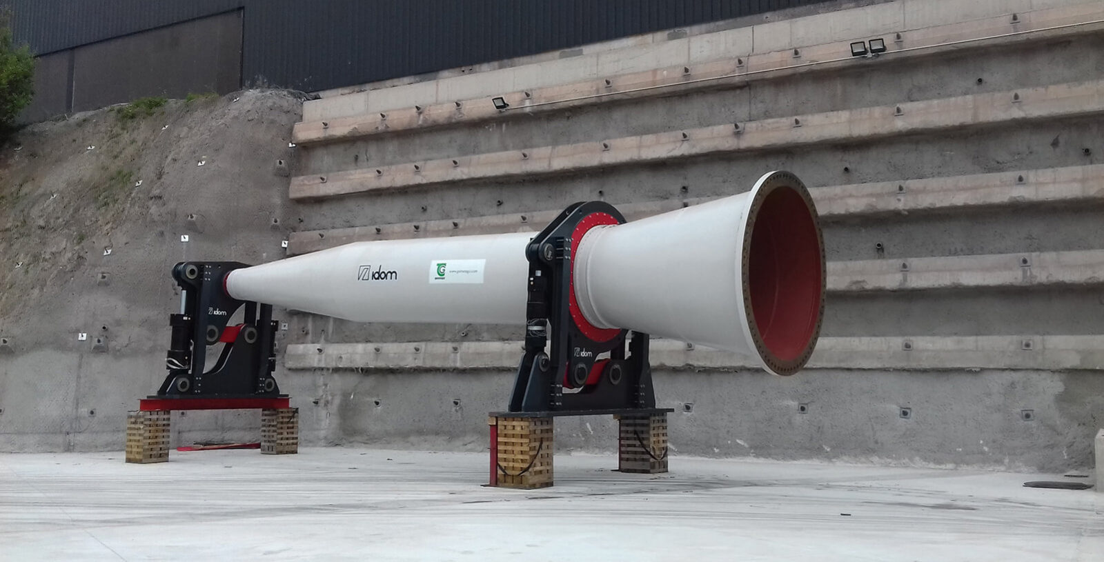 Windturbine Blade Bearings Test Bench - IDOM